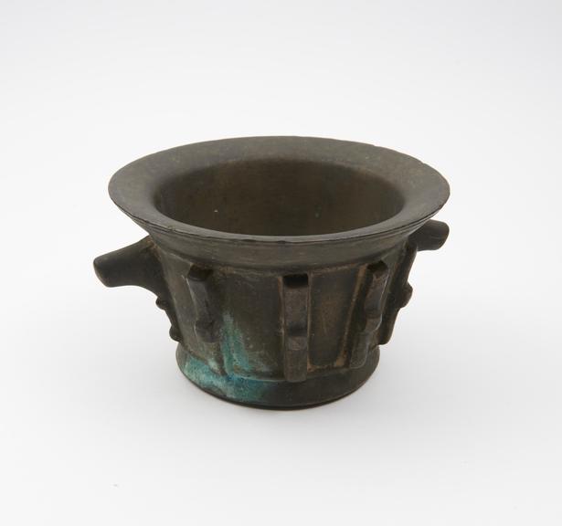 Small squat bronze mortar with flared foot and rim | Science Museum ...