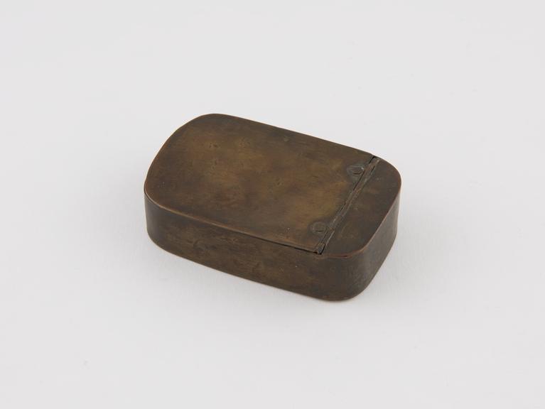 Copper, plated rectangular snuff box | Science Museum Group Collection