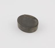 Oval white metal snuff box with hinged lid | Science Museum Group ...