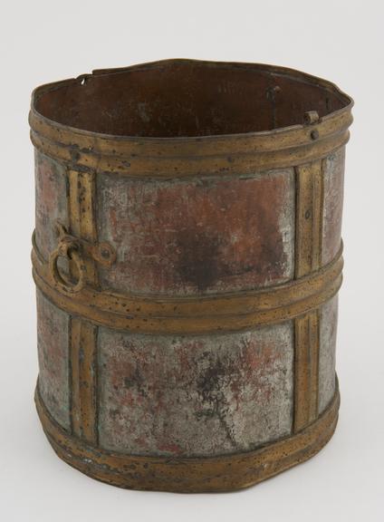 Cylindrical container | Science Museum Group Collection