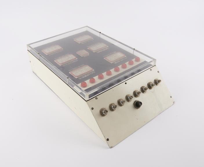 Eight channel thick ceramic integrated circuit panel | Science Museum ...