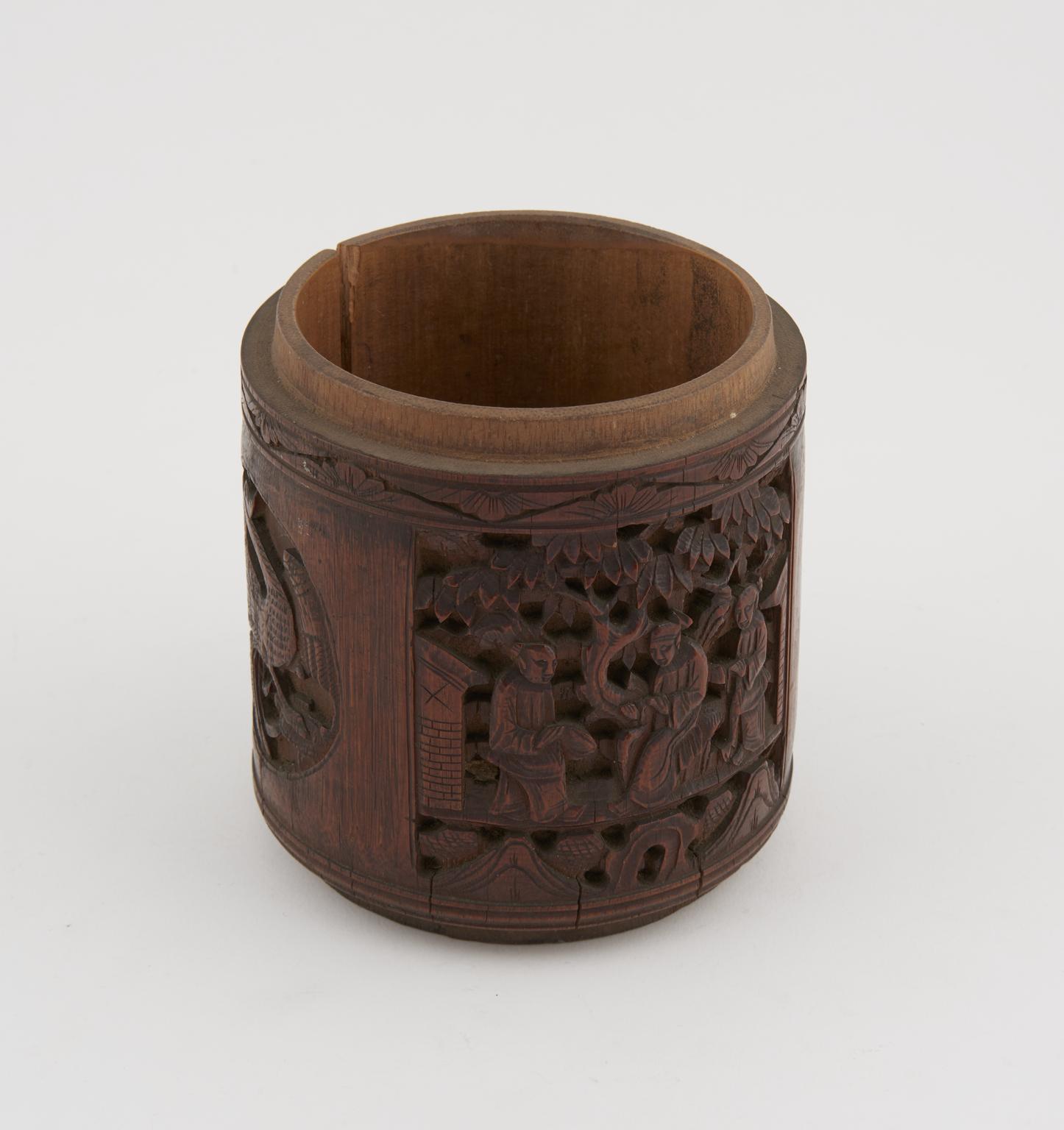 Cylindrical container | Science Museum Group Collection