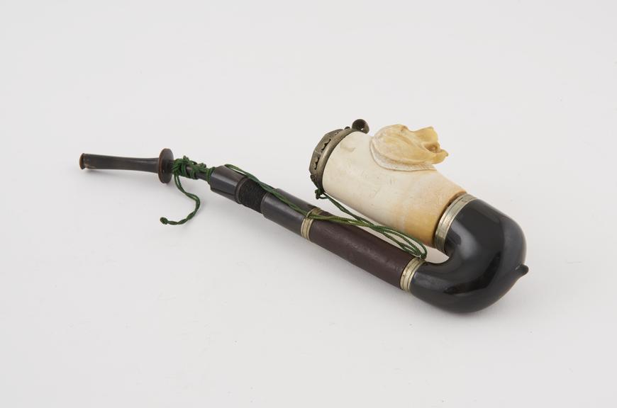 Meerschaum tobacco pipe | Science Museum Group Collection