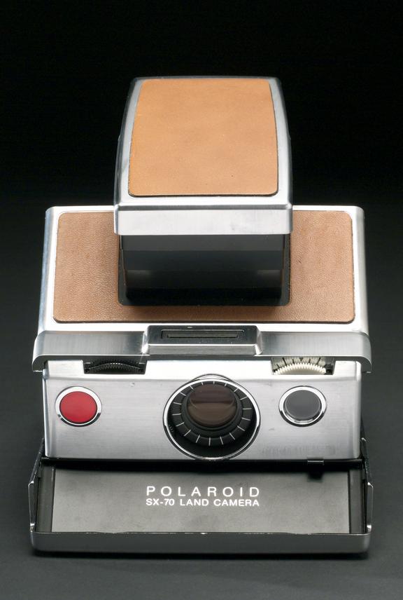 Polaroid SX70 Model I Camera and Filmpack | Science Museum Group Collection