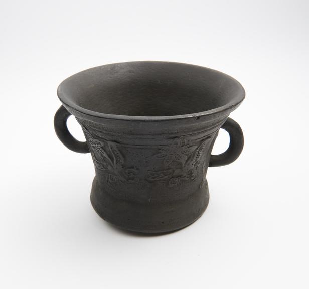 Bell-shaped mortar | Science Museum Group Collection