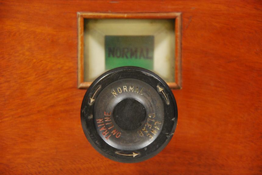 Block instrument with spagnoletti flag indicator (incomplete); GWR ...