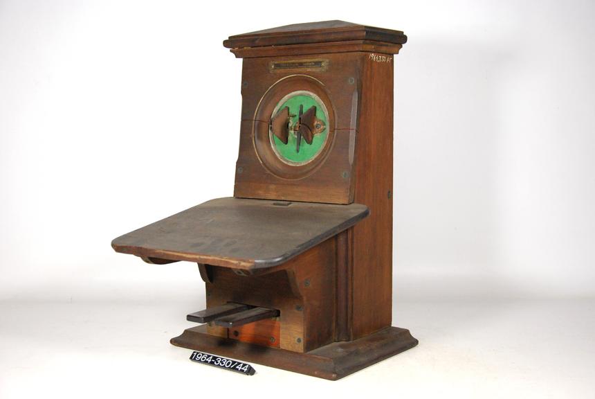 Single-needle telegraph block instrument | Science Museum Group Collection