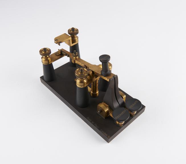 Electrostatic charge-discharge switch by Paul | Science Museum Group ...