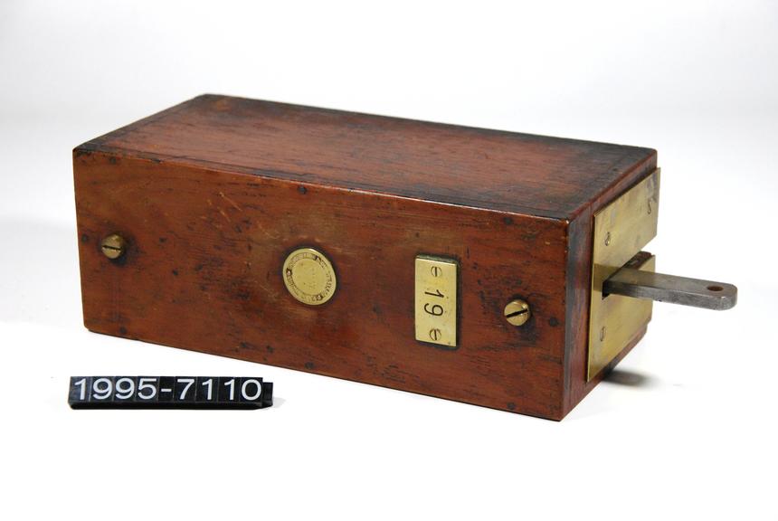 Sykes' Electric-Release Box for Telegraph Block Instrument | Science ...