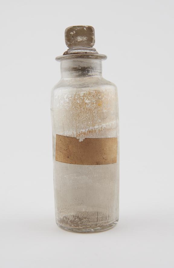 Clear glass shop-round with ground glass stopper | Science Museum Group ...