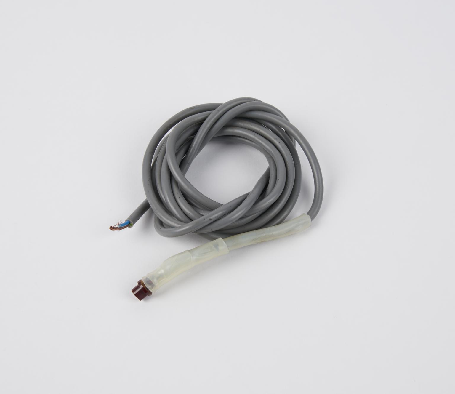 'Digitherm' digital electronic thermometer with probe and case ...