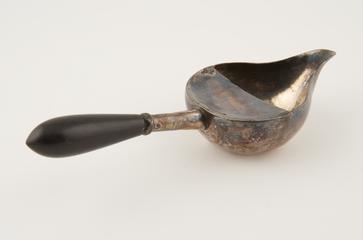 Sterling silver pap boat | Science Museum Group Collection