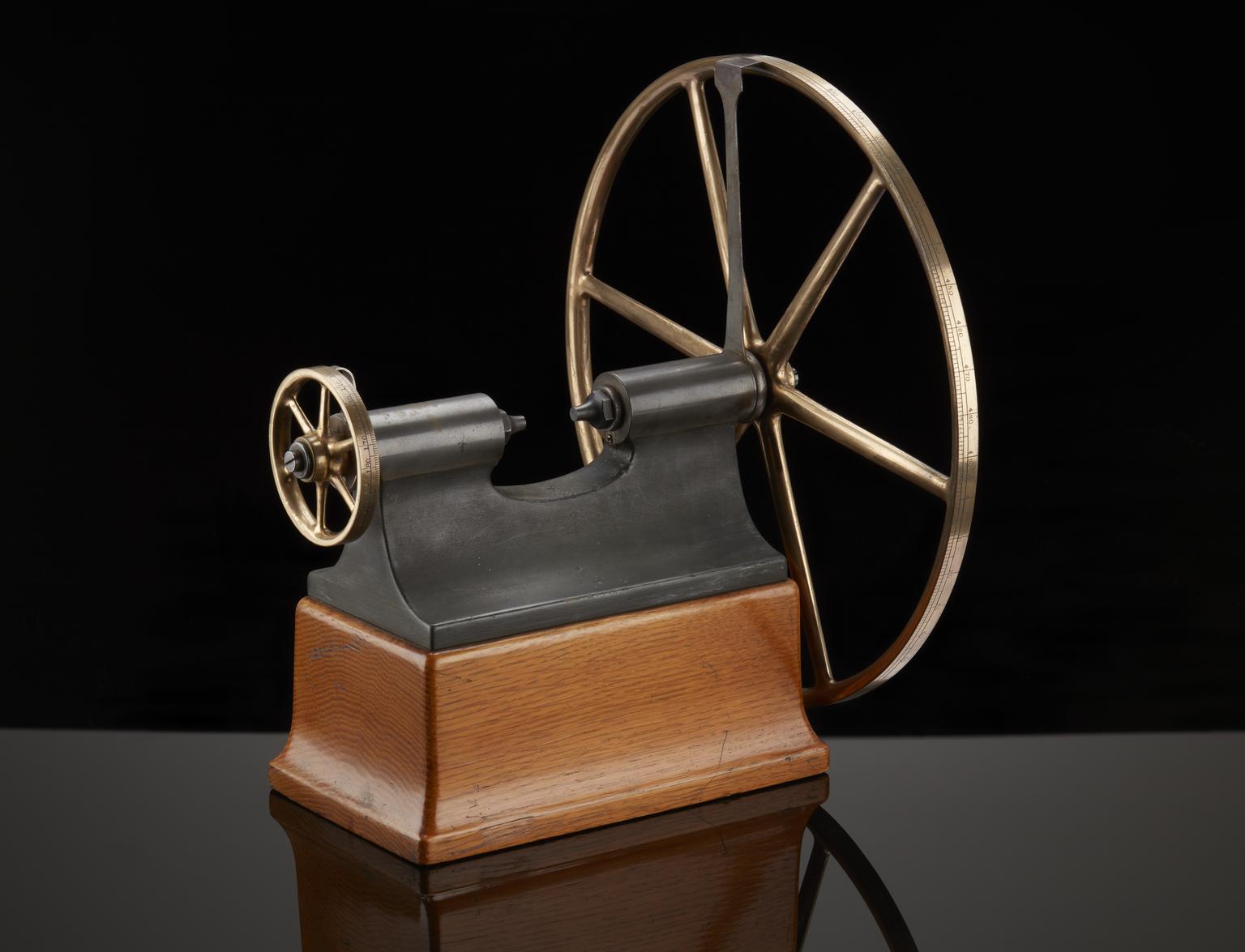 Bench micrometer made by Joseph Whitworth and Co. | Science Museum ...