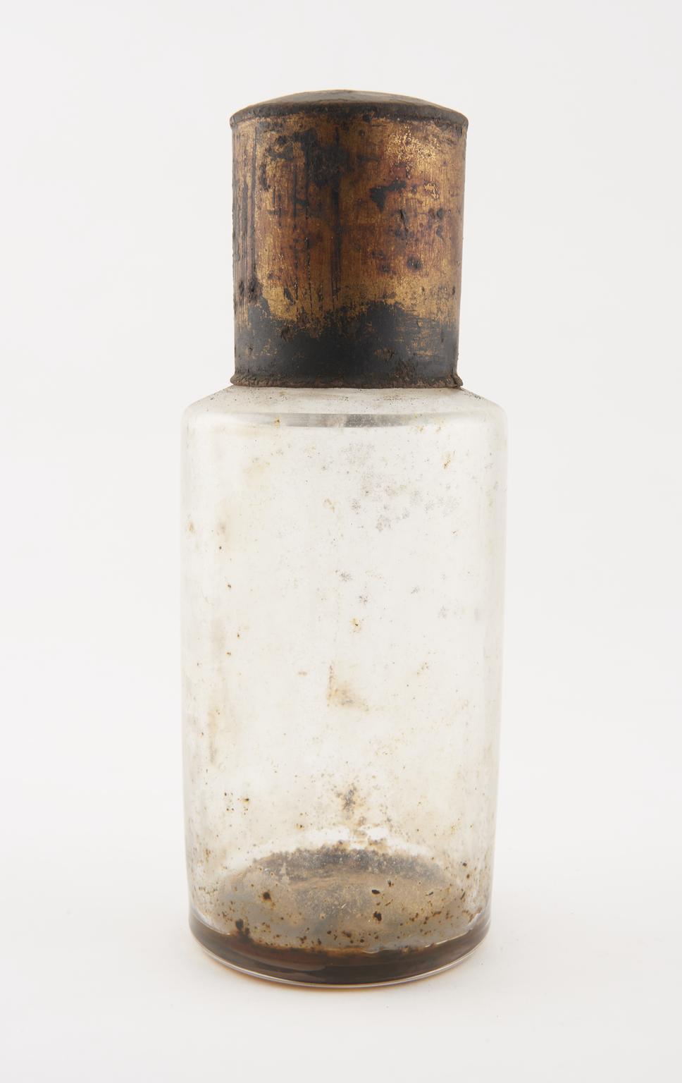 Four clear glass shop rounds | Science Museum Group Collection