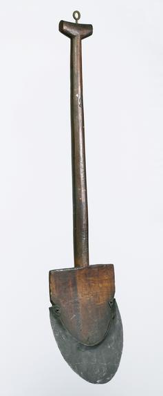 Wooden Spade, Metal Reinforced, 1801-1900 | Science Museum Group Collection