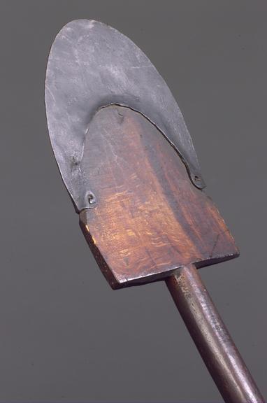Wooden Spade, Metal Reinforced, 1801-1900 | Science Museum Group Collection