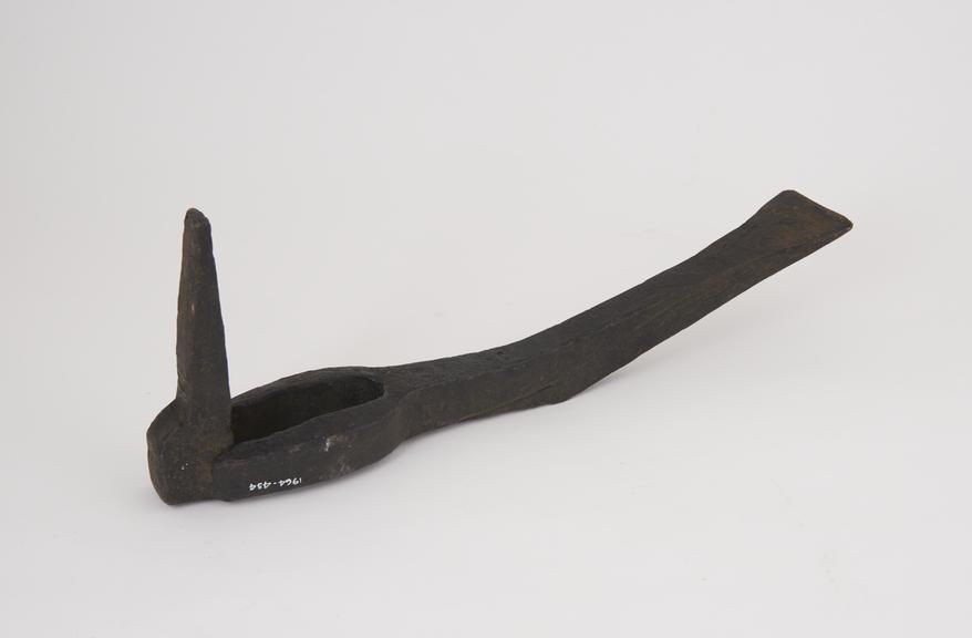 Pick blade, flat-ended, long | Science Museum Group Collection