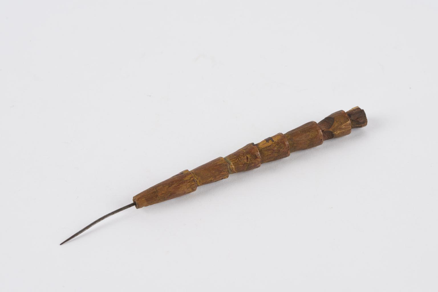 Steel needle set in long narrow handle | Science Museum Group Collection