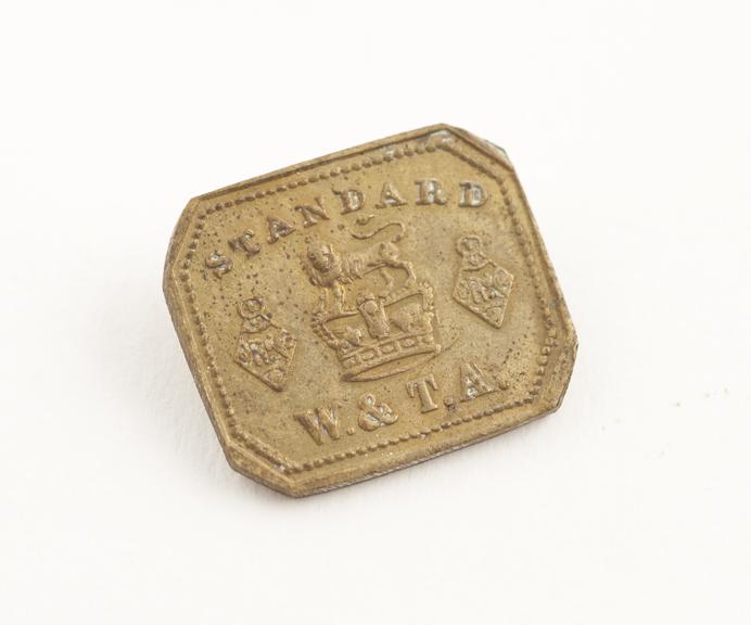 Rectangular brass 2 scruple weight | Science Museum Group Collection