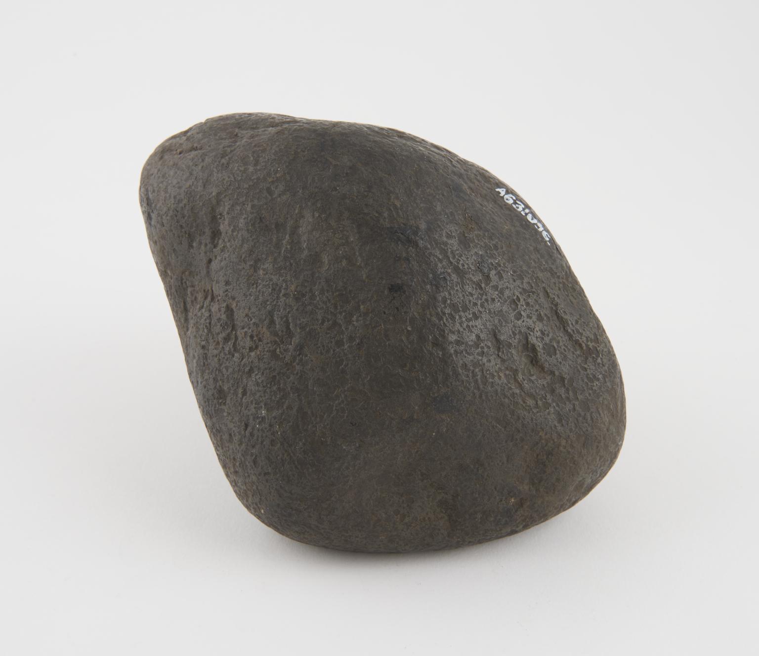 Natural stone weight, provenance unknown | Science Museum Group Collection