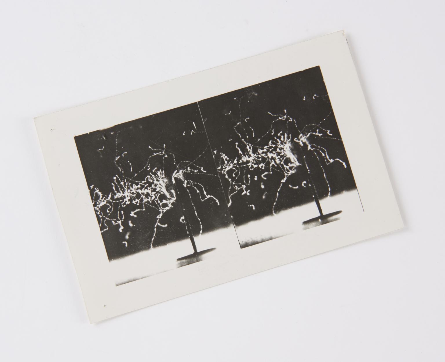 Pair of photographic stereoscopic photographic prints, showing passage ...