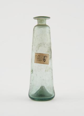Green glass bottle | Science Museum Group Collection