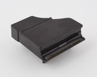 Container, made of phenol formaldehyde | Science Museum Group Collection