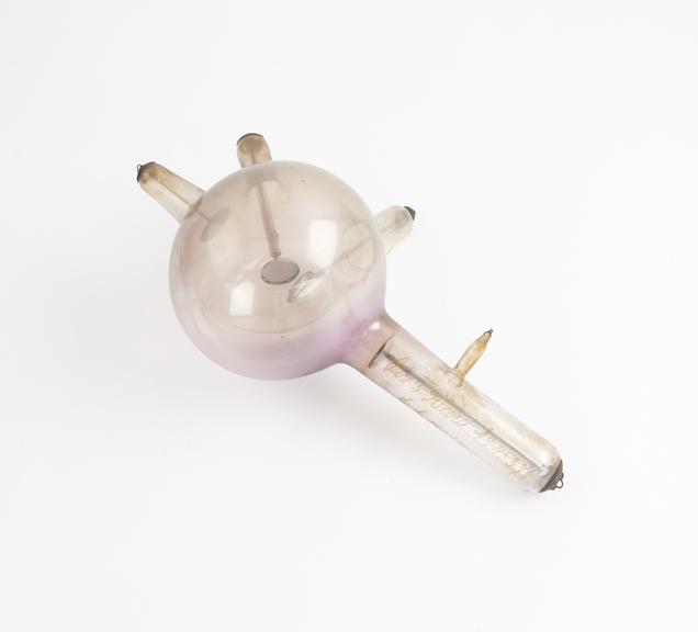 Record cold-cathode X-ray tube no.45376 | Science Museum Group Collection