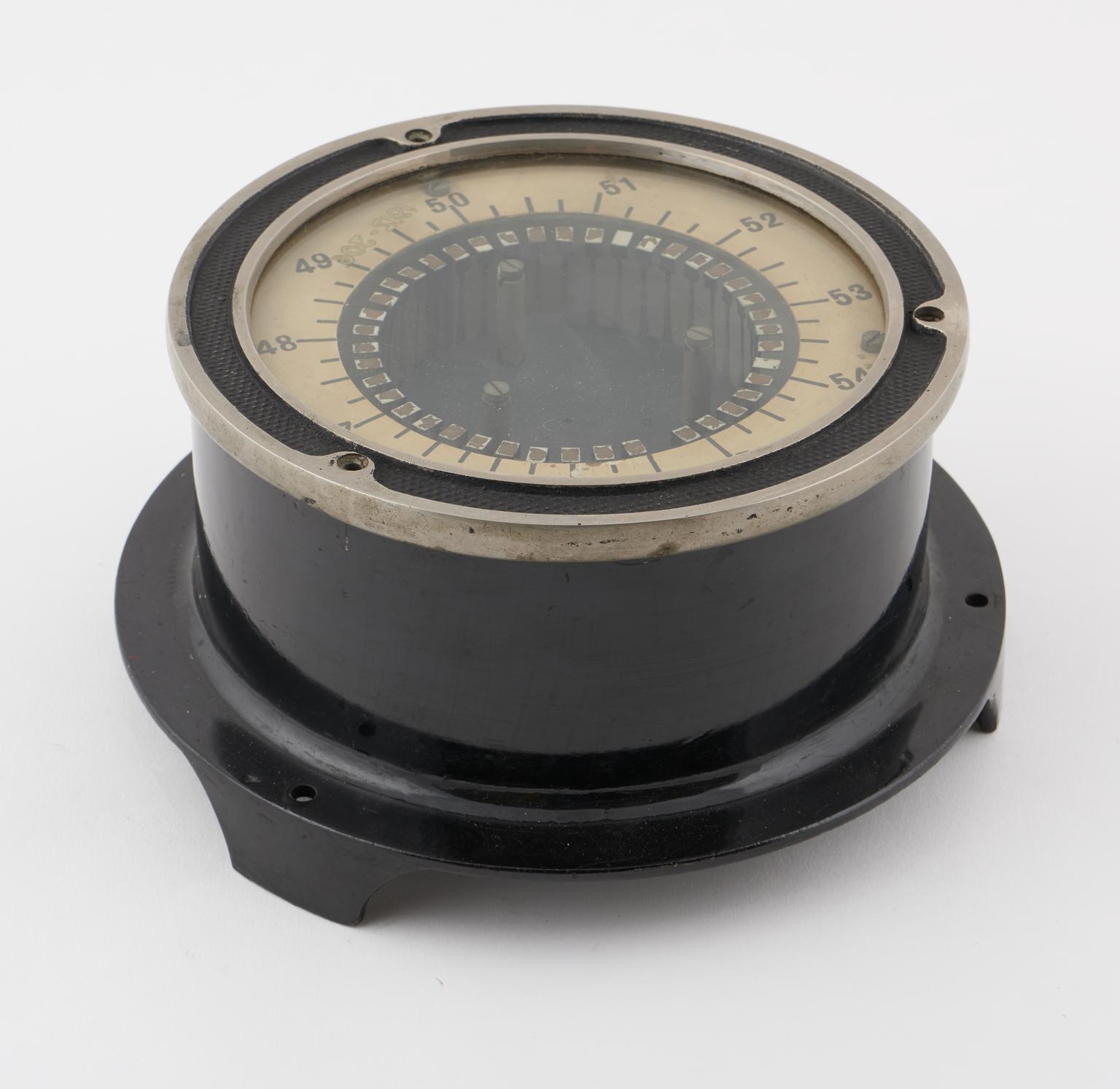 Frequency indicator vibrating reed meter | Science Museum Group Collection