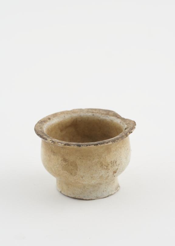 Earthenware dispensing pot | Science Museum Group Collection