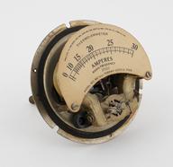 Model 401 Thermo-Ammeter | Science Museum Group Collection