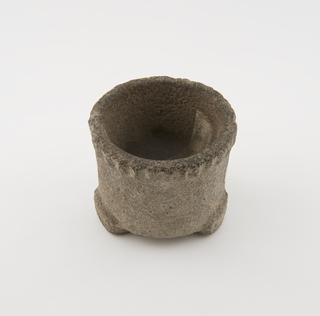 Cylindrical grey stone mortar | Science Museum Group Collection