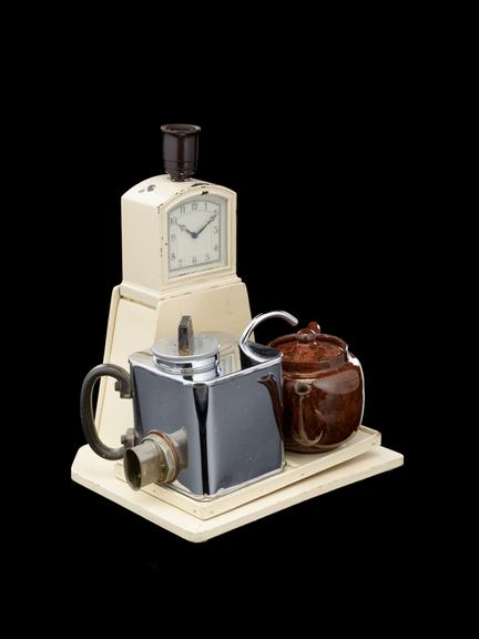 Teasmade automatic tea-making machine | Science Museum Group Collection