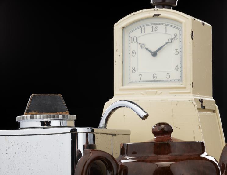 Teasmade automatic tea-making machine | Science Museum Group Collection