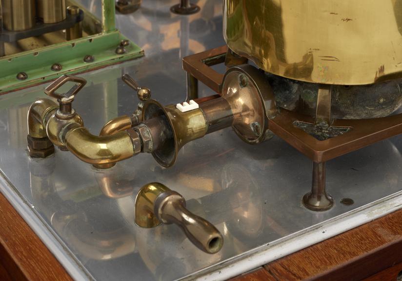 "Early Morning Waiter" automatic tea-making machine | Science Museum ...