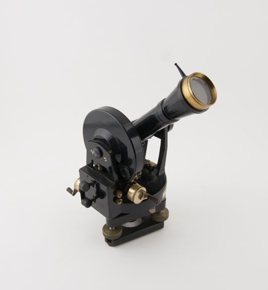 Balloon theodolite by E.R. Watts & Son | Science Museum Group Collection