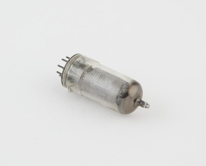 Wade Bequest collection of valves: radio valve | Science Museum Group ...