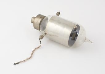 Thermionic valve designed by Mr. H.J. Round | Science Museum Group ...