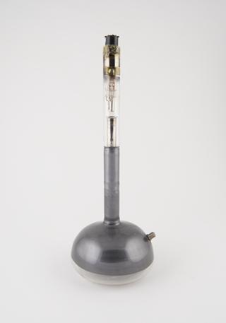 McVitie Weston valve collection, Ediswan projection tube valve, type 20kV | Science Museum Group ...