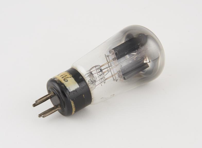 McVitie Weston valve collection, Mullard valve, type IW3 | Science Museum Group Collection