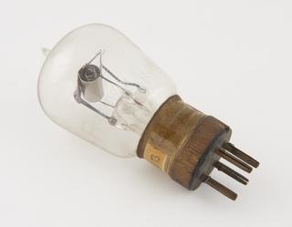 McVitie Weston valve collection, Royal Ediswan valve, type R | Science Museum Group Collection