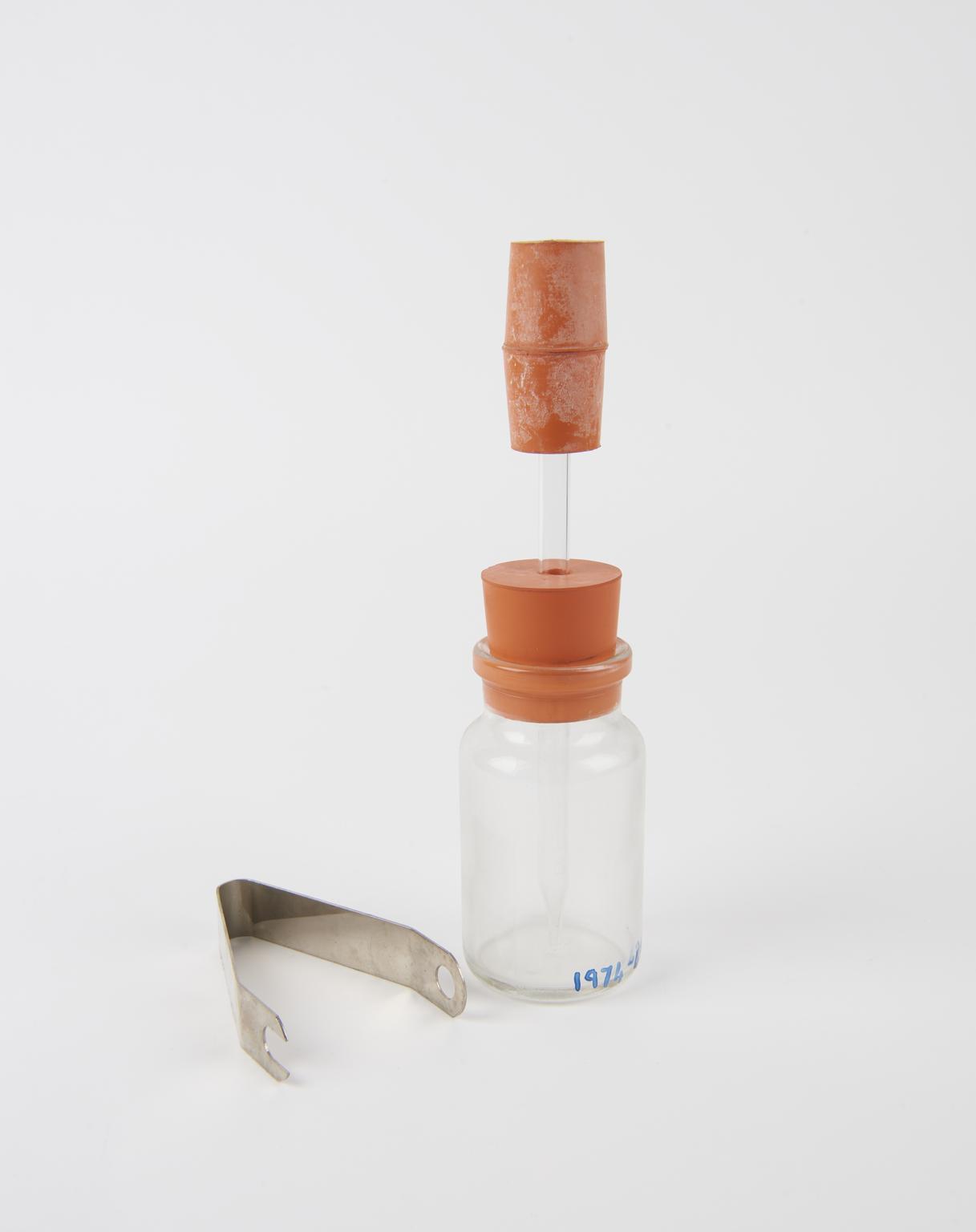 Gutzeit apparatus for determining arsenic | Science Museum Group Collection