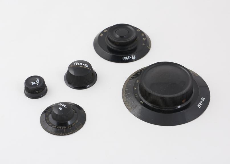 Five tuning knobs | Science Museum Group Collection