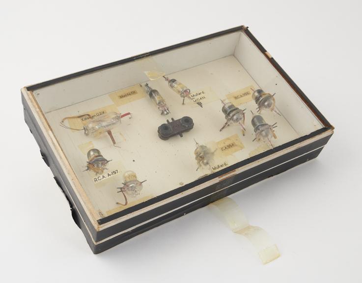 McVitie Weston valve collection, MOV valve, type E686 | Science Museum Group Collection