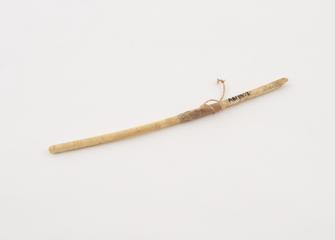 Curved ivory probe, European, 1701-1900 | Science Museum Group Collection