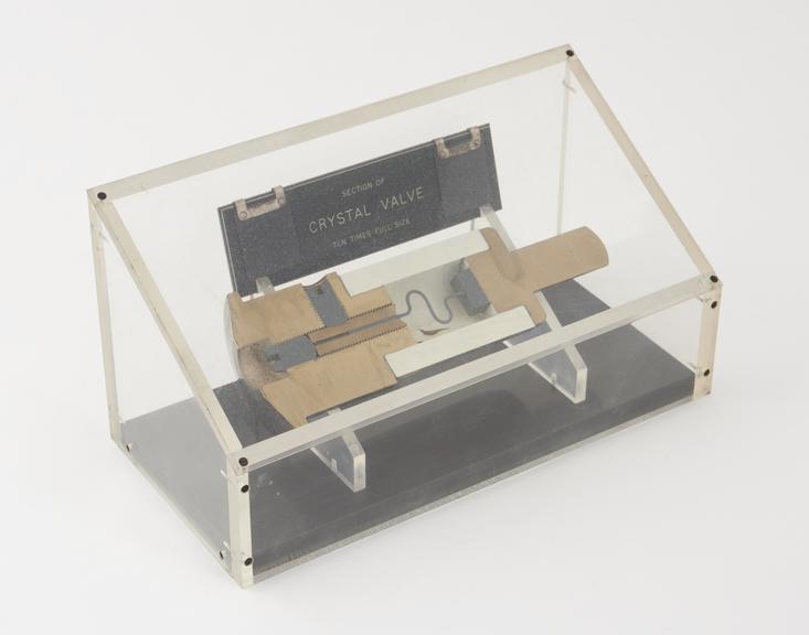 Enlarged sectioned model of crystal valve | Science Museum Group Collection