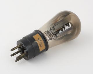 McVitie Weston valve collection, Double diode valve | Science Museum ...