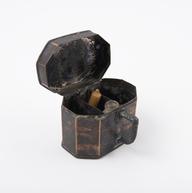 Instantaneous Light Box of Sheffield plate. | Science Museum Group ...