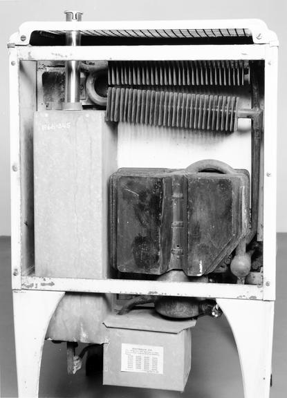 Small Electrolux gas refrigerator, c.1936 | Science Museum Group Collection