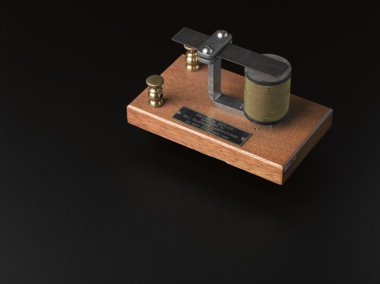 Bell's harmonic telegraph receiver, 1925-1958 | Science Museum Group ...